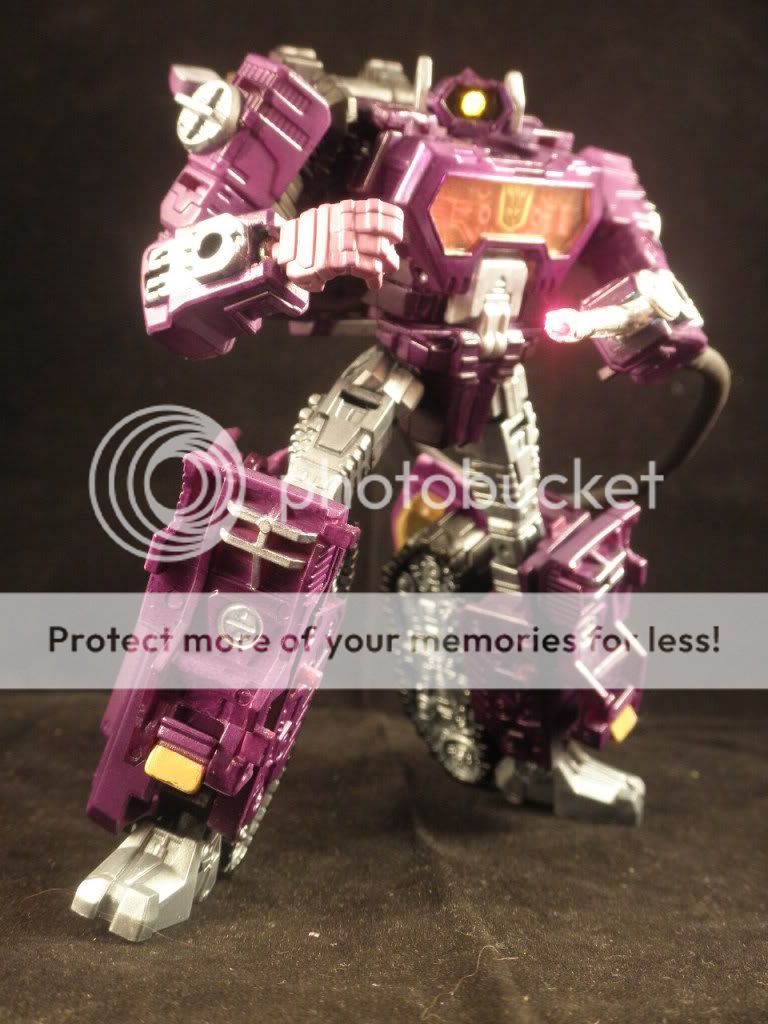 Minor/Repaint: - Classics Earth Mode Shockwave | TFW2005 - The 2005 Boards
